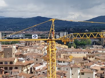 Cosa fare quando si deve mettere fuori servizio una gru edile? - Imola Gru